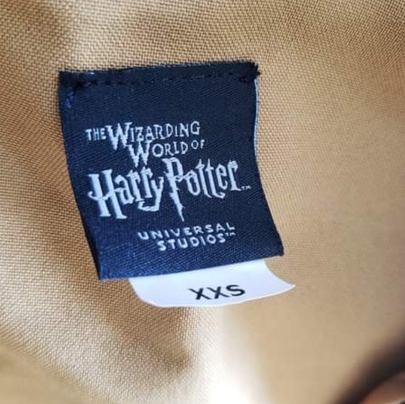 Warner Bros. | Jackets & Coats | Authentic Harry Potter Hufflepuff Robe ...